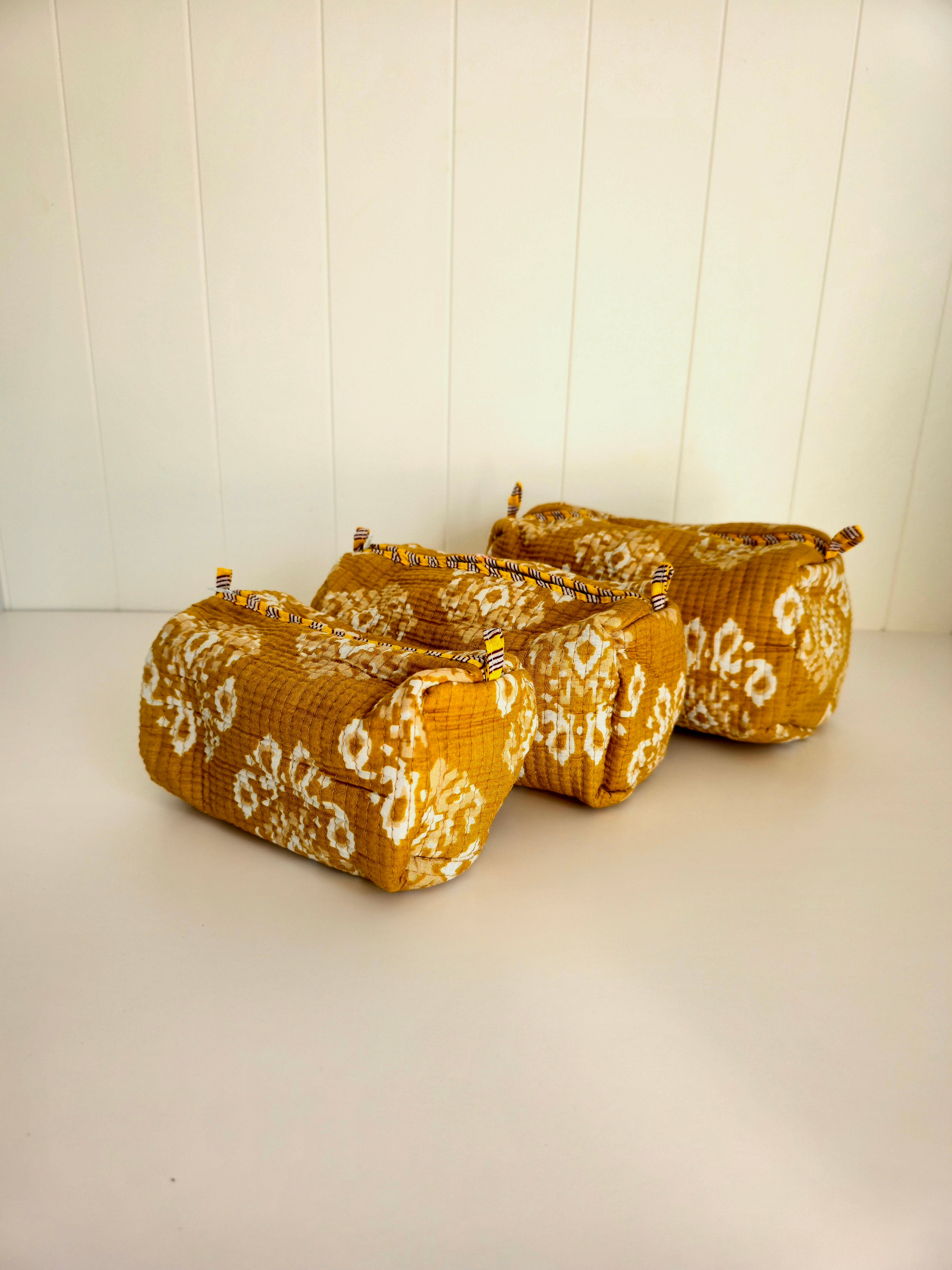 Royal Gold Pouches – sanae
